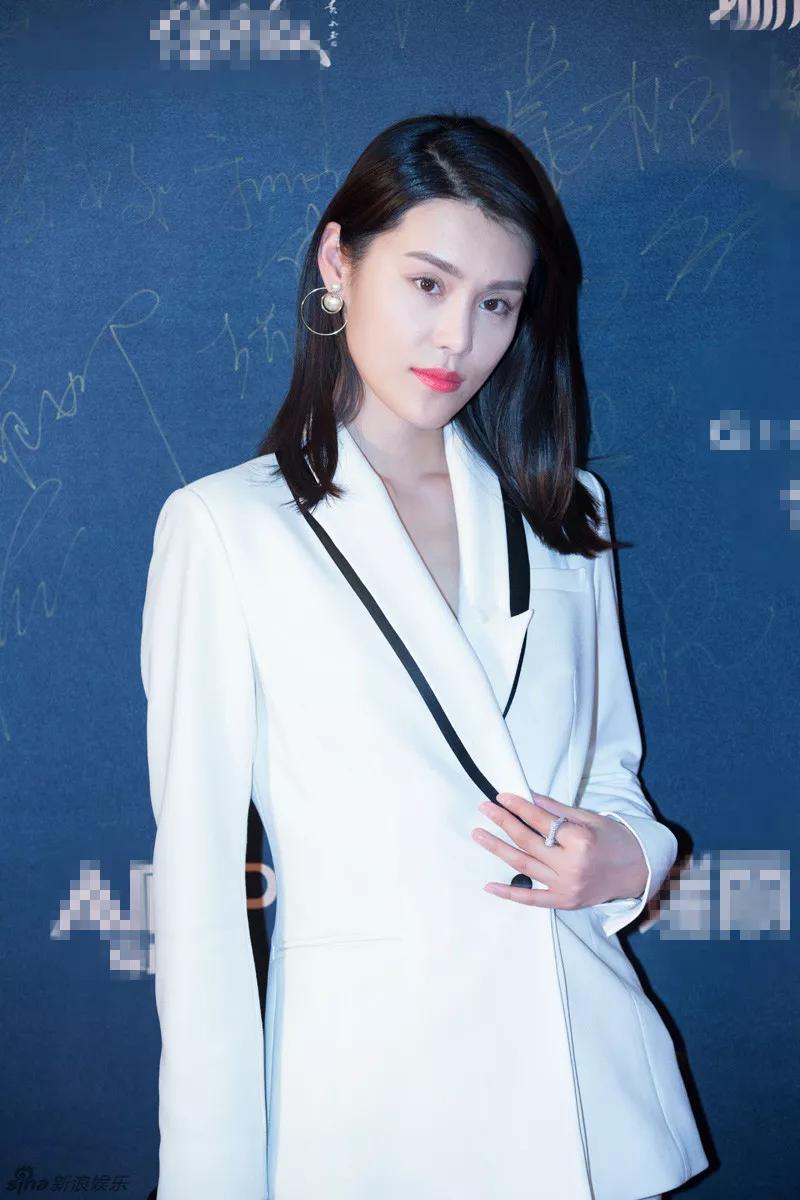 Han Dantong, Appreciation of Meitu Series - iNEWS