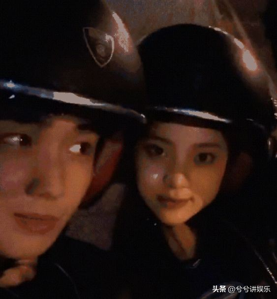 Zhai Zilu, Ouyang Nana's love affair exposed?After leaving the airport, I went straight to ...