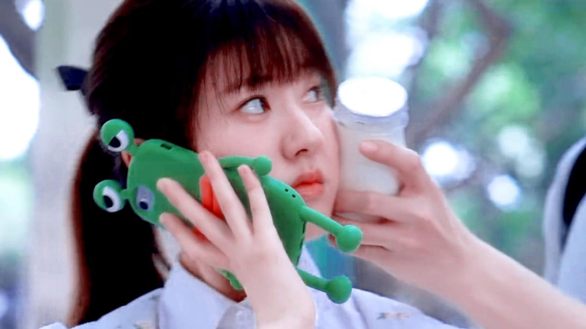 Two adaptations of "Bamboo Already" were broadcast at the same time ...