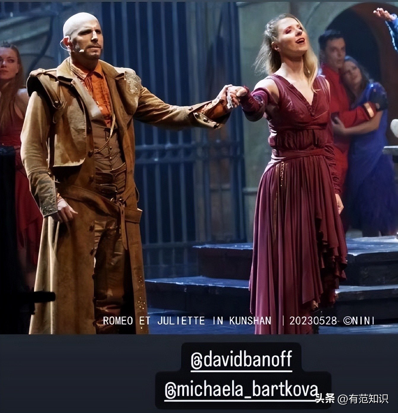 David Ban: Check in China! Climbing the Great Wall at 40 degrees, it is ...