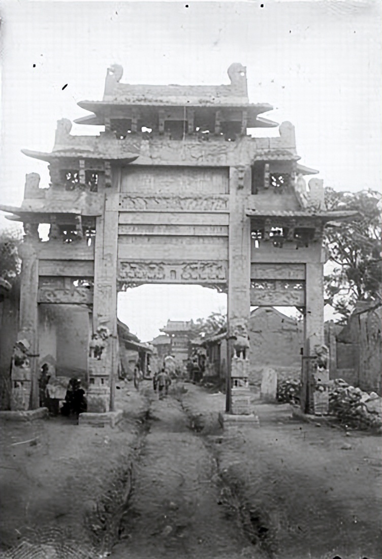 189 Liu Hanqing led Shannan South Road Army to capture Hanhouling 1911. ...