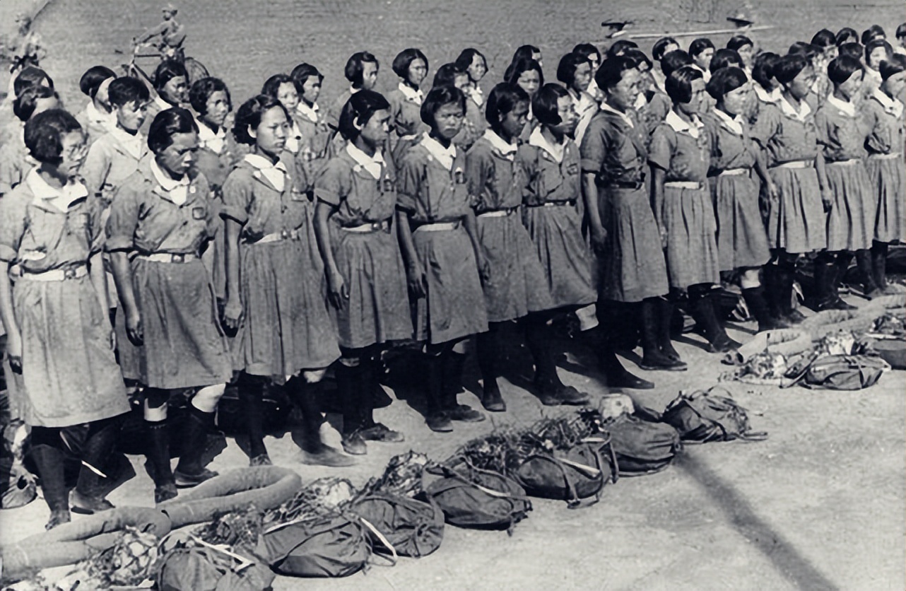 After Japan's defeat, Burzhnekov abducted 9 Japanese female prisoners ...