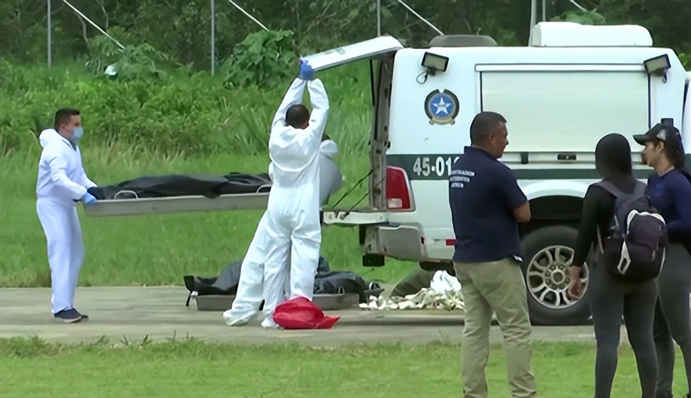 Miracle! 4 kids survive plane crash, youngest is a baby - iNEWS