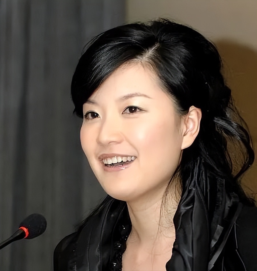 Chen Rong, the beauty host of Dragon TV, has no hope of returning to ...