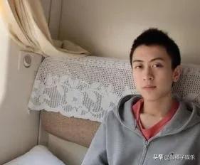 Qin Fen's age and height profile introduction Who is the son of Qin Fen ...