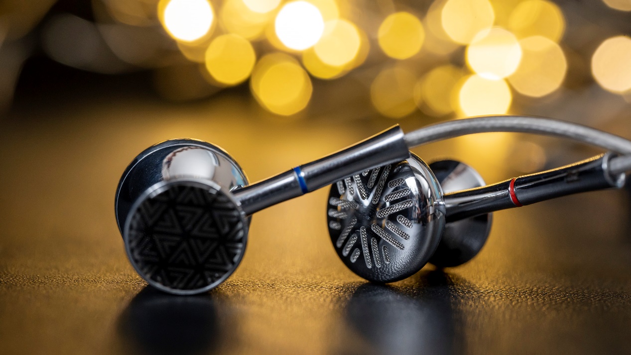 FiiO FF3 Flat Head Earbuds Review - iNEWS