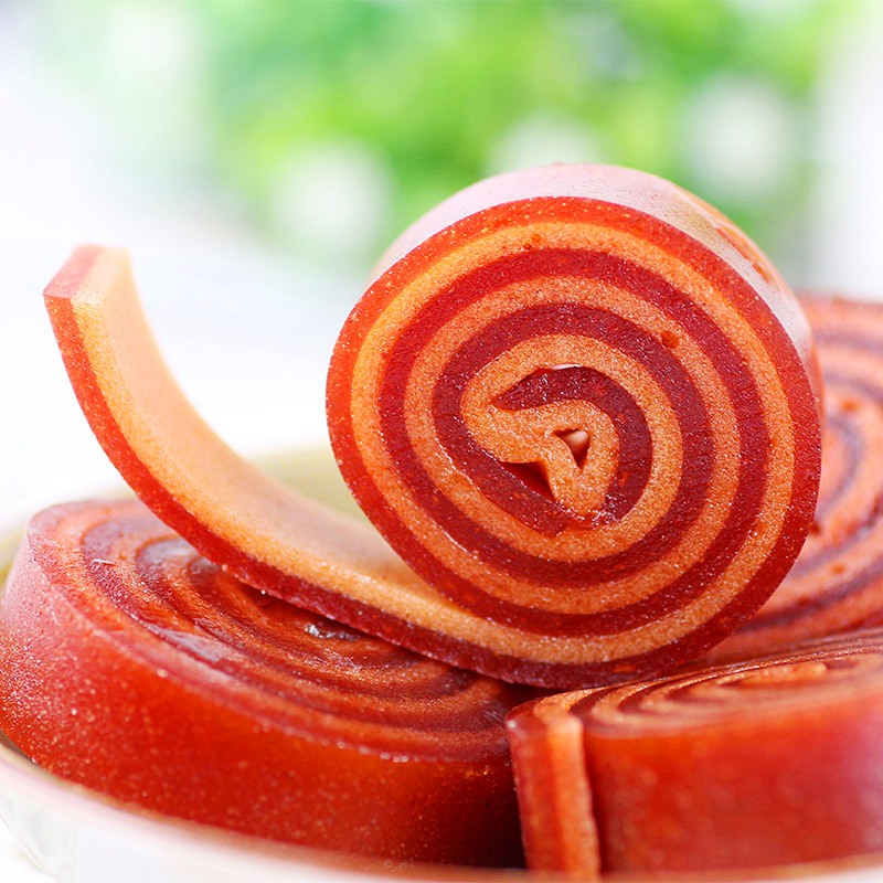 Sweet and sour hawthorn cake, rich in fruit flavor and delicate taste ...