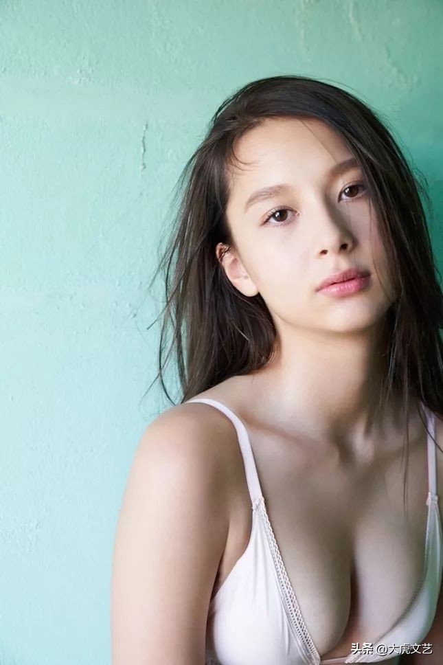 Japan's No. 1 Beauty!Mixed-race goddess Niki Niwa's sexy body tempts people - iNEWS
