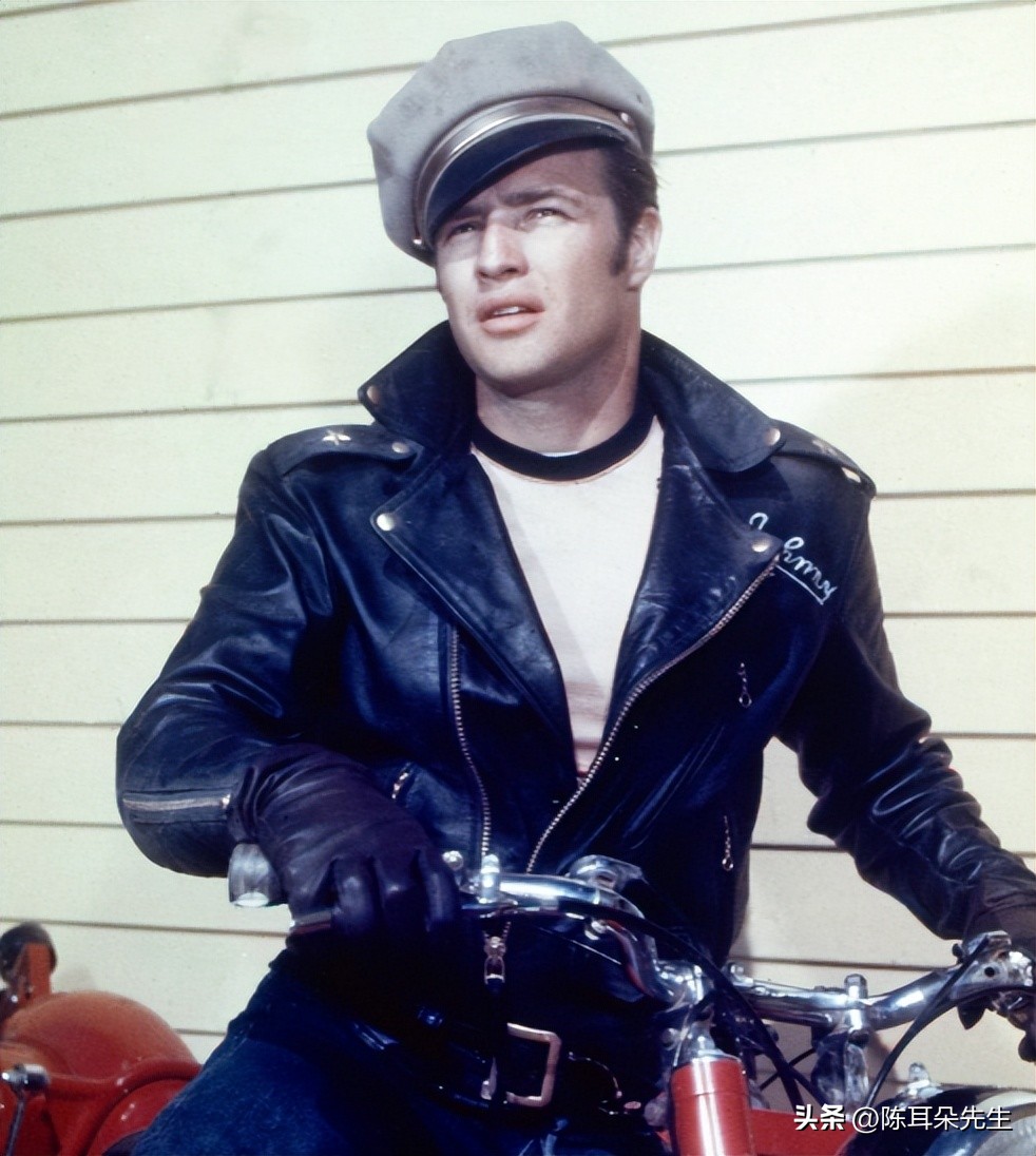 Morgan Freeman: Jet Li stood by the piano, I watched him for 5 seconds ...