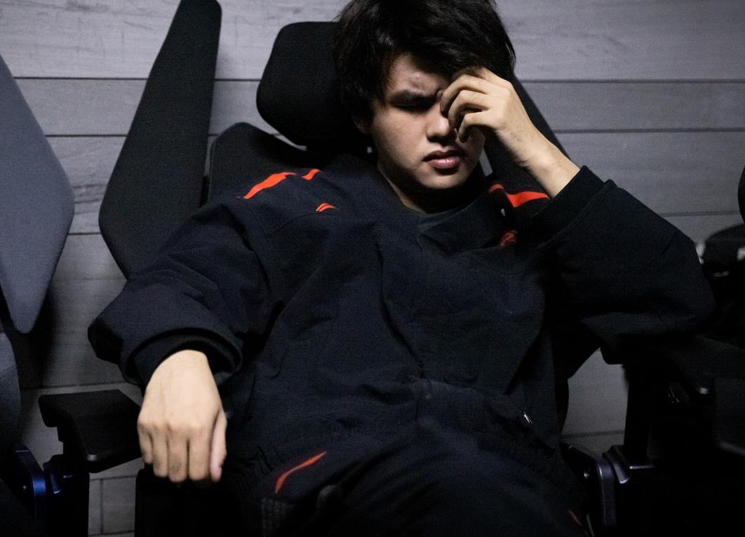 doinb said that TES has very little strength, and winning WE depends on ...