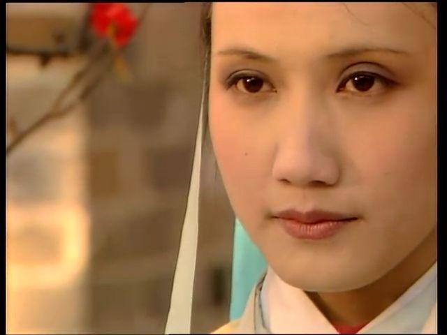 A green jade bucket and a handkerchief; it perfectly illustrates Li Wan ...