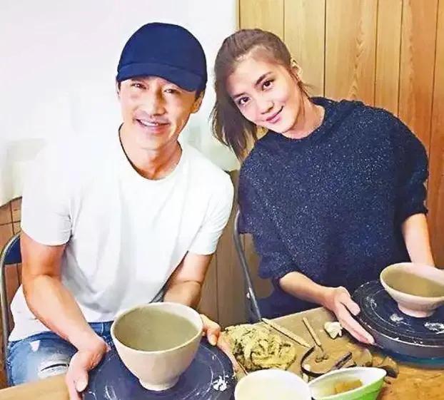 Wu Qianyu: She was once spoiled by Lin Feng as a princess, and she met ...