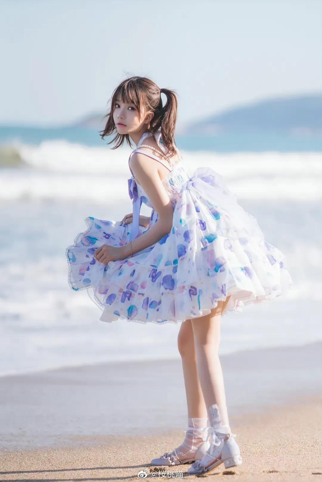 Favorite photo blogger - Cherry Peach Meow - iNEWS