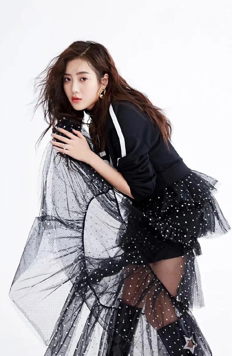 Share pictures——Wang Ziwei's exquisite photos, pure and beautiful, with ...