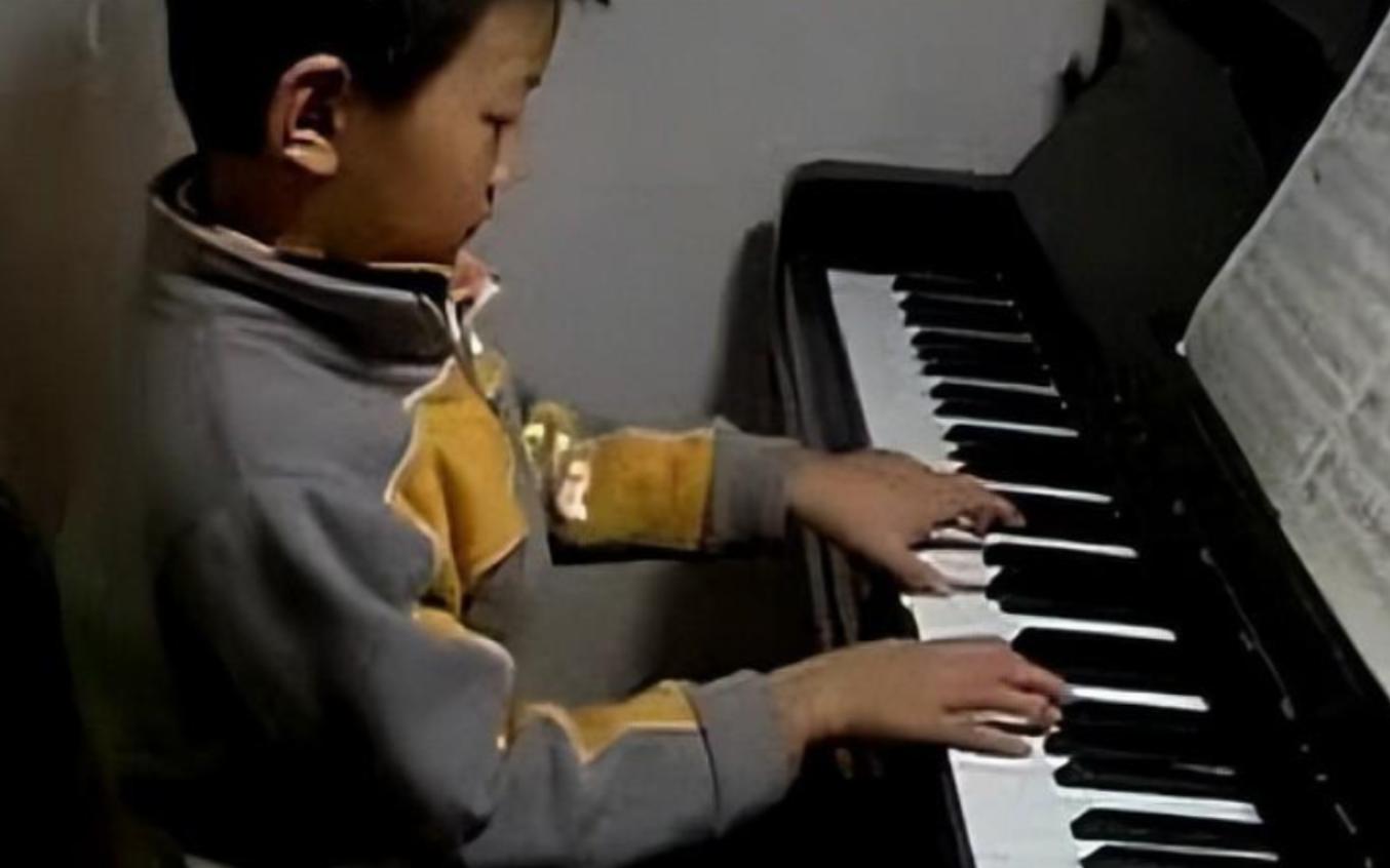 CCTV anchor Yan Yuxin: He is a talented man and a dutiful son. Marry a beautiful wife and have a ...