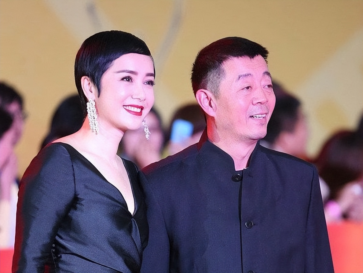 After 30 years of marriage, Gu Changwei and Jiang Wenli get together ...