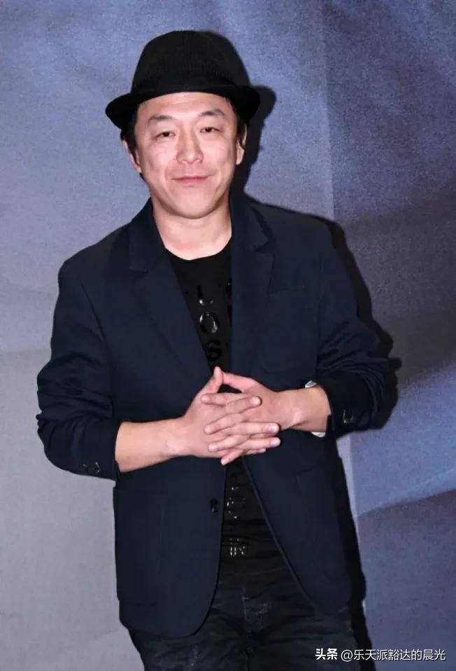 8 people fell directly from the 4th floor to the ground, and the crew of Huang Bo's new film had ...