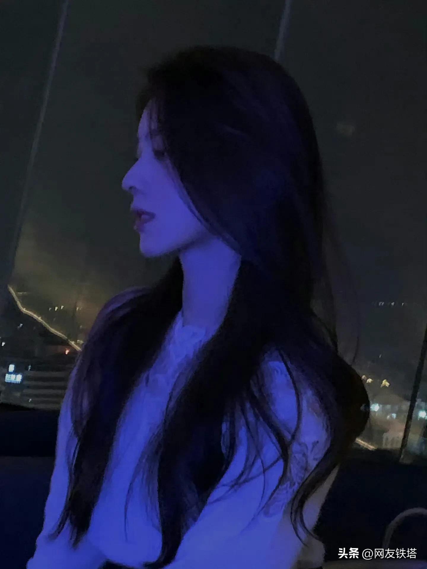 Sun Yining wallpaper: Be the woman Wang Sicong can't get. - iNEWS