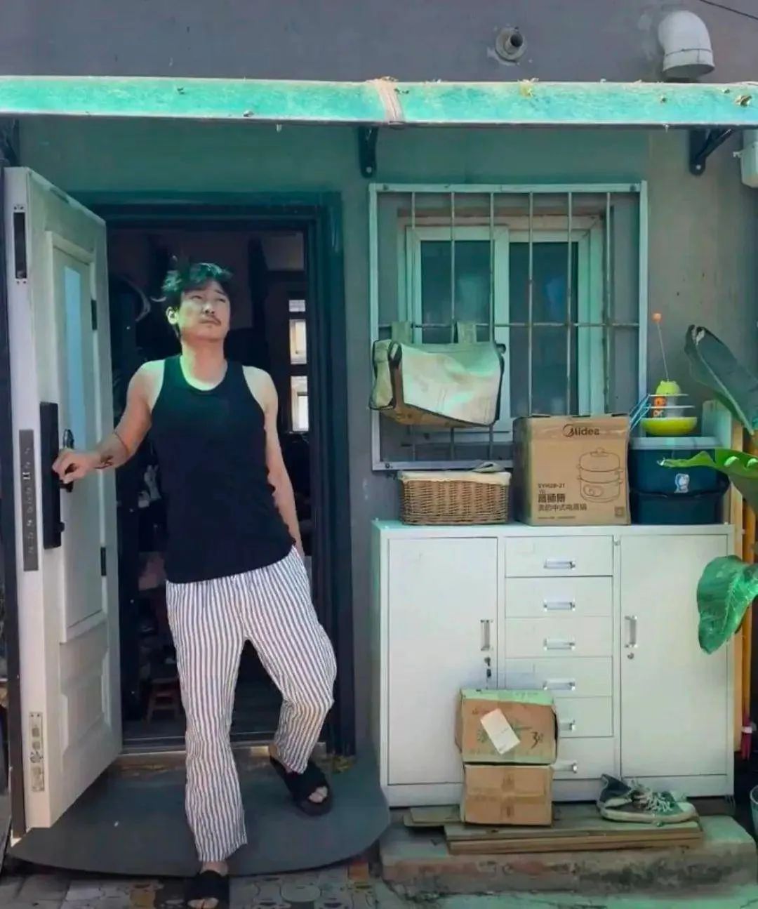 Current status of a 37-year-old well-known actor: his partner Sun Li ...