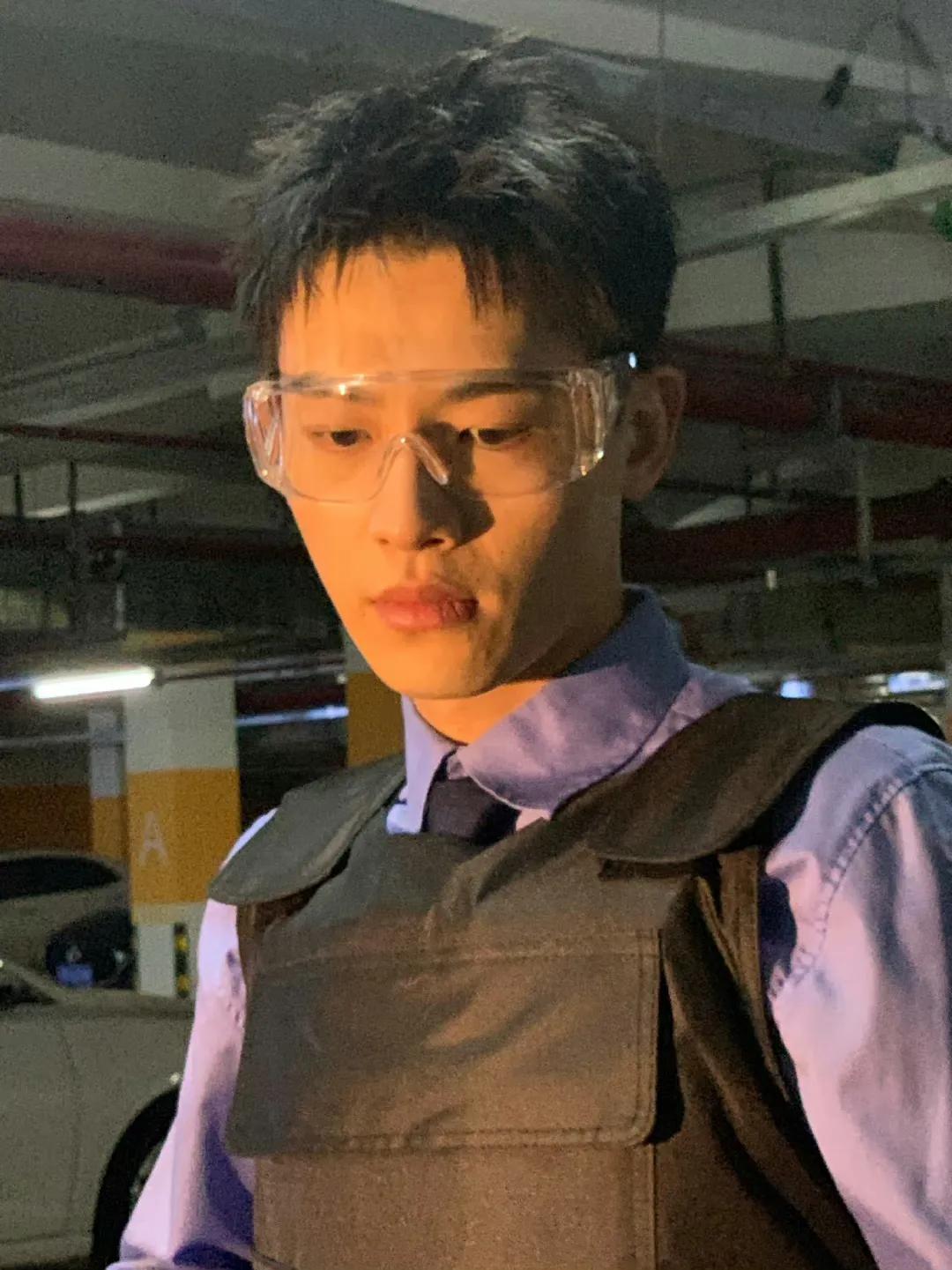 4.24 Atlas Wang Yuan Bai Yu Xin Yunlai Tan Weiwei Xuan Lu Kan Qingzi Lu Xiaoyu Chen Yao Zhang ...