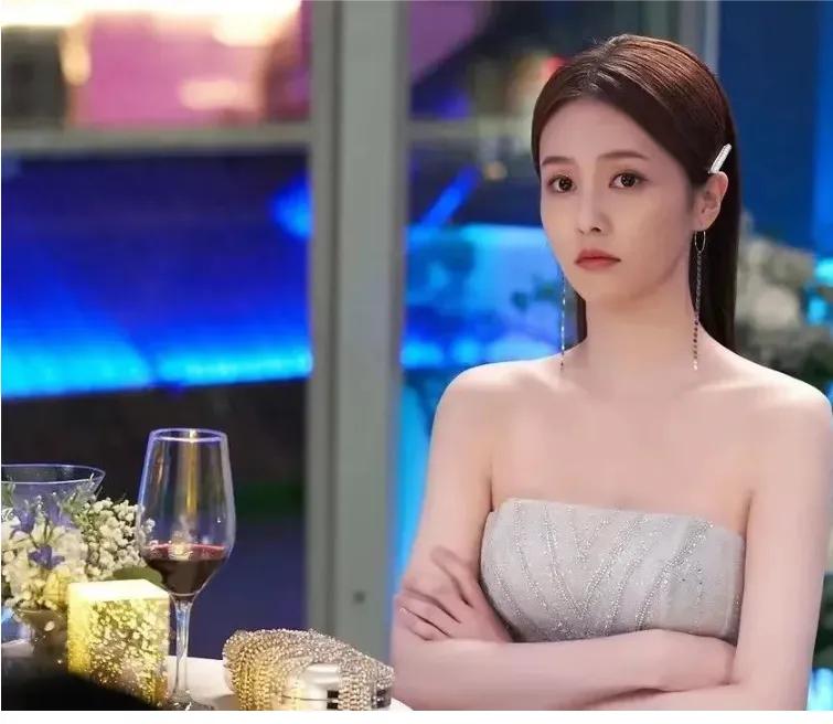 Luo Yunxi's "Yan Xin Ji" collects Qi Songyi, Chen Yao, Huang Riying, handsome men and beautiful ...