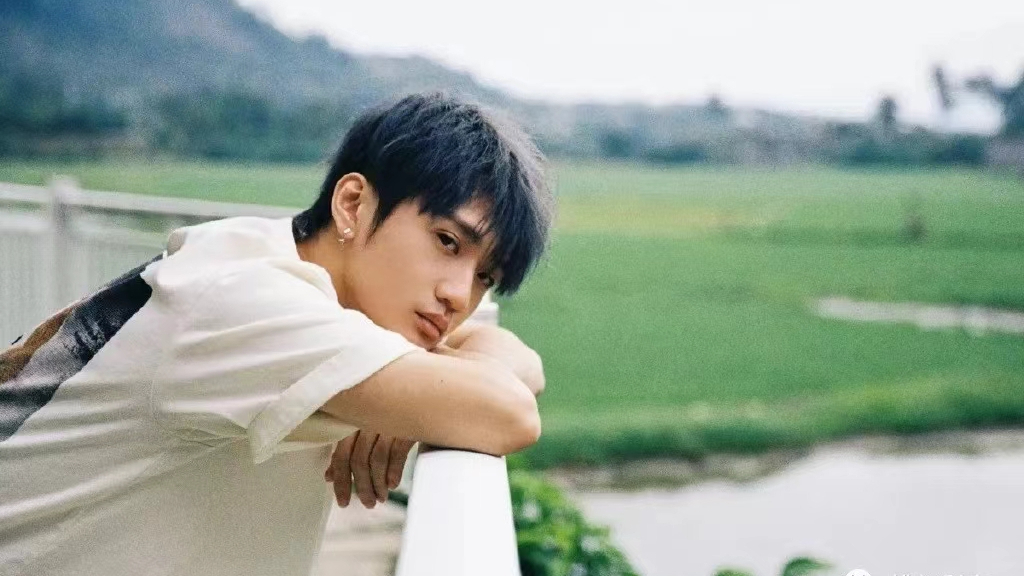 "Master of Hollyland" Luo Cheng joined the filming team: the appearance ...