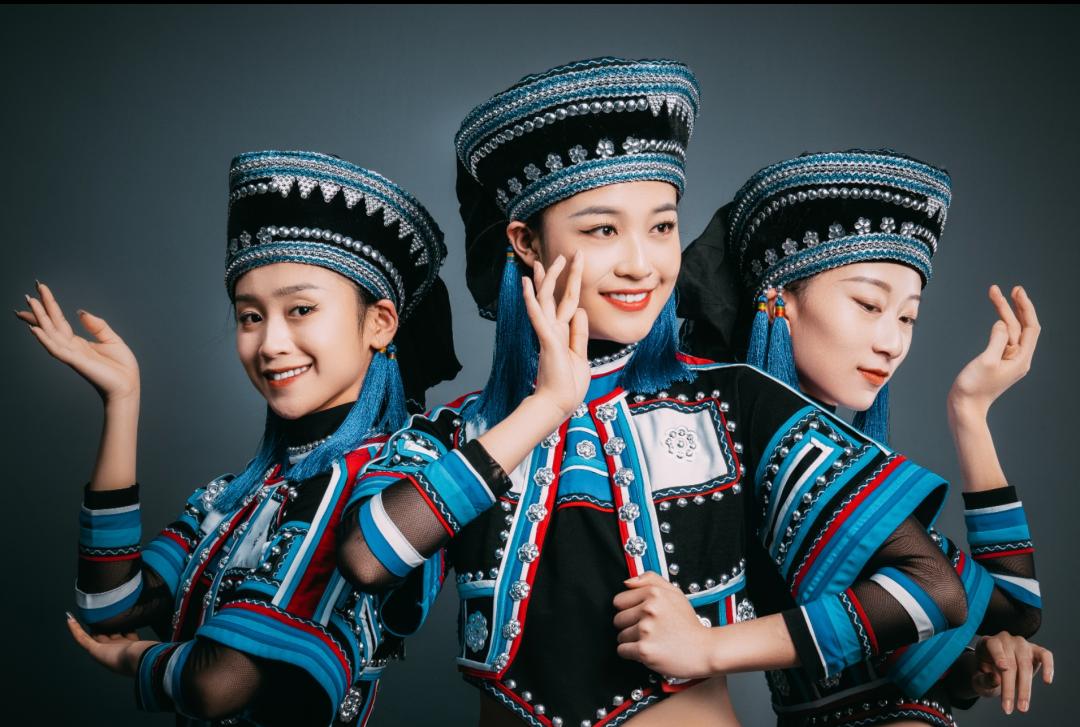 The performance was canceled, the team was reduced, and the "Peacock ...