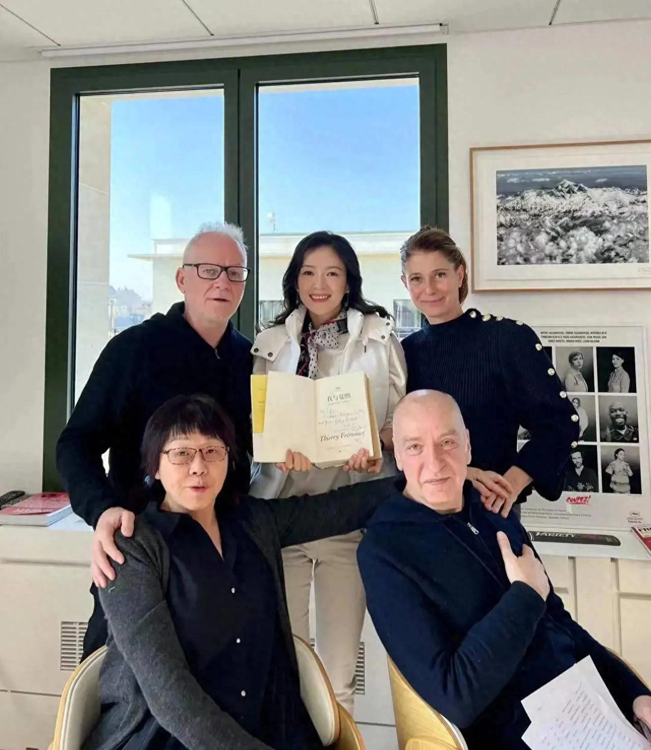 Ge Huijie and Zhang Ziyi showed their goodwill in both directions. One ...