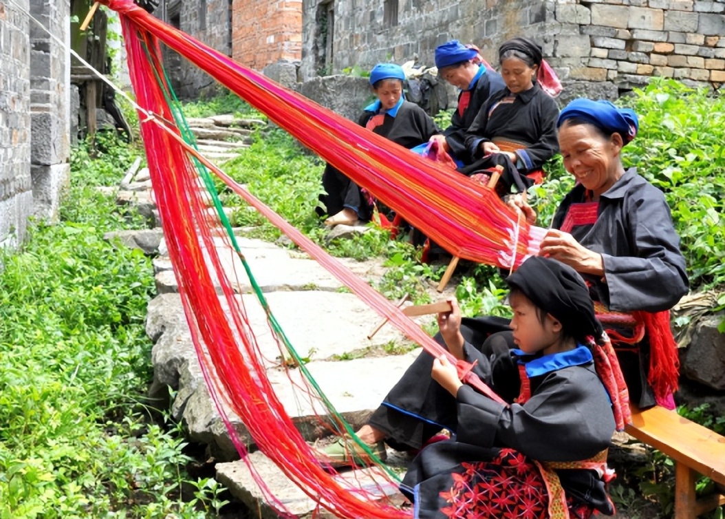 Ancient villages in northern Guangxi: Shangtang Village, Dongshanyao ...