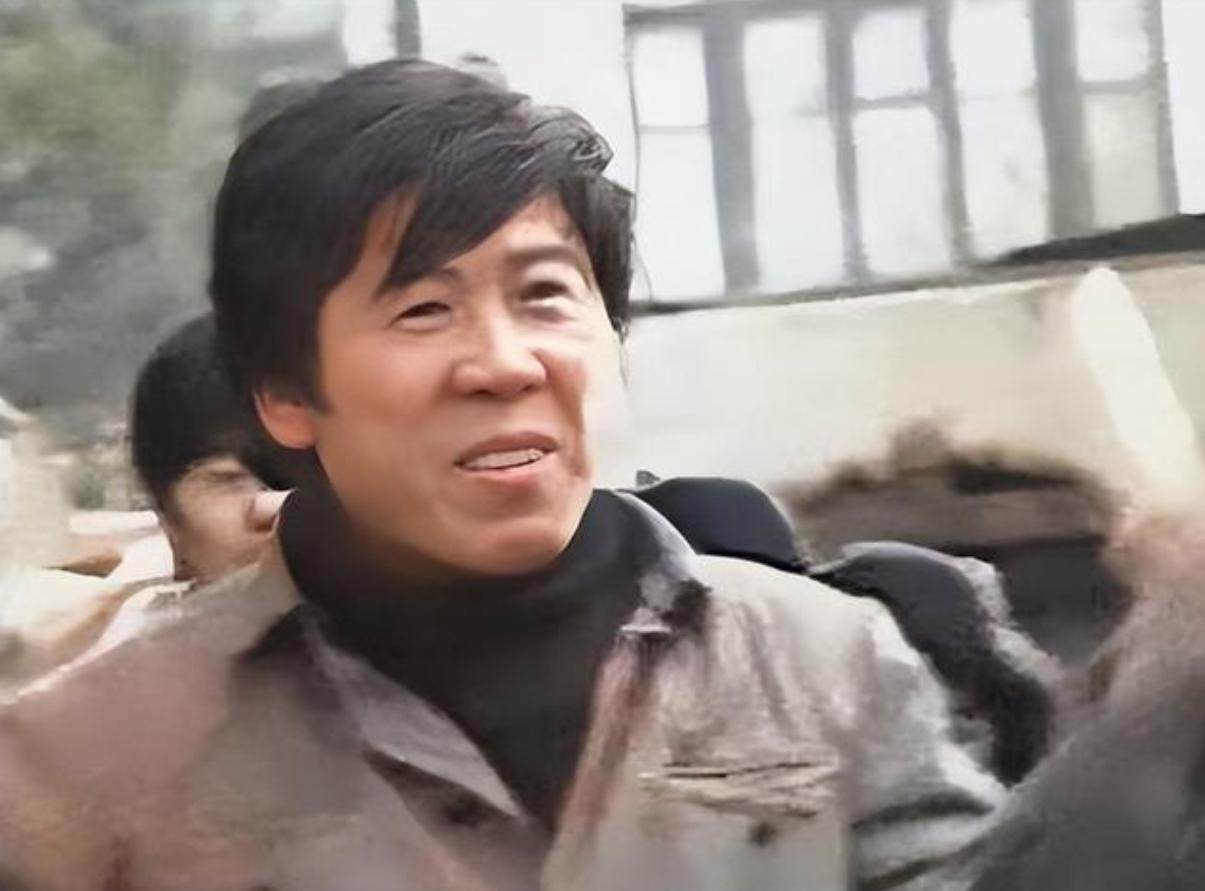 Actor Cheng Yu: Willing to be led by his wife to hold up the life boat ...