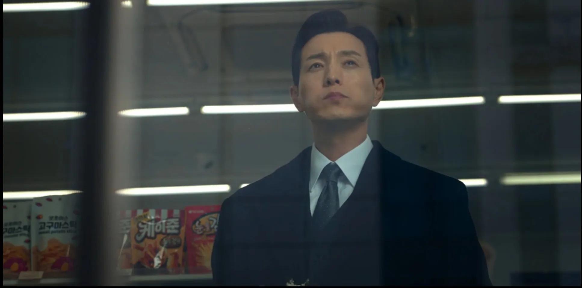 He Daoying, who can only be seen from a distance - iNEWS