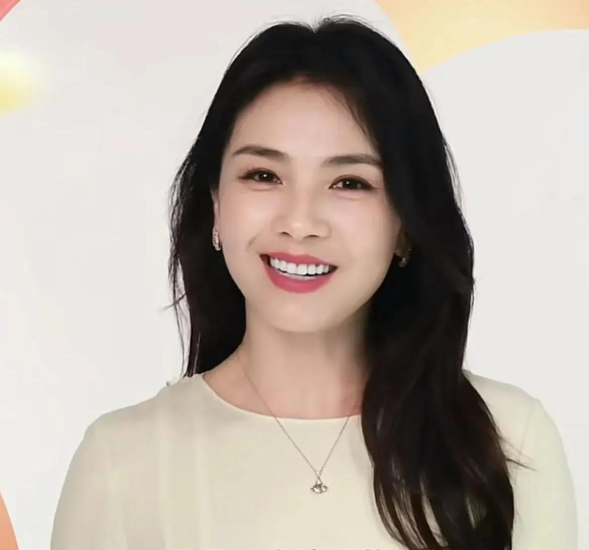 Liu Tao posted beautiful photos of himself, his face was rejuvenated ...