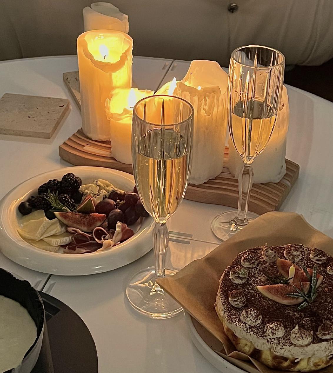 41-year-old Li Guangjie celebrates her birthday with photos - iNEWS