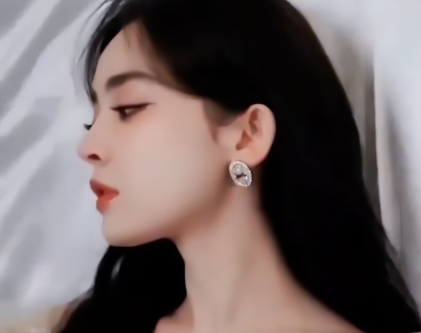 Gu Li Nazha's indecent video was exposed, but the victim was ridiculed ...