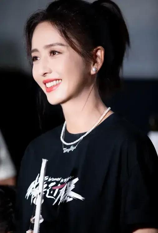 Is it a real fight or a fake fight? The behind-the-scenes footage is ...