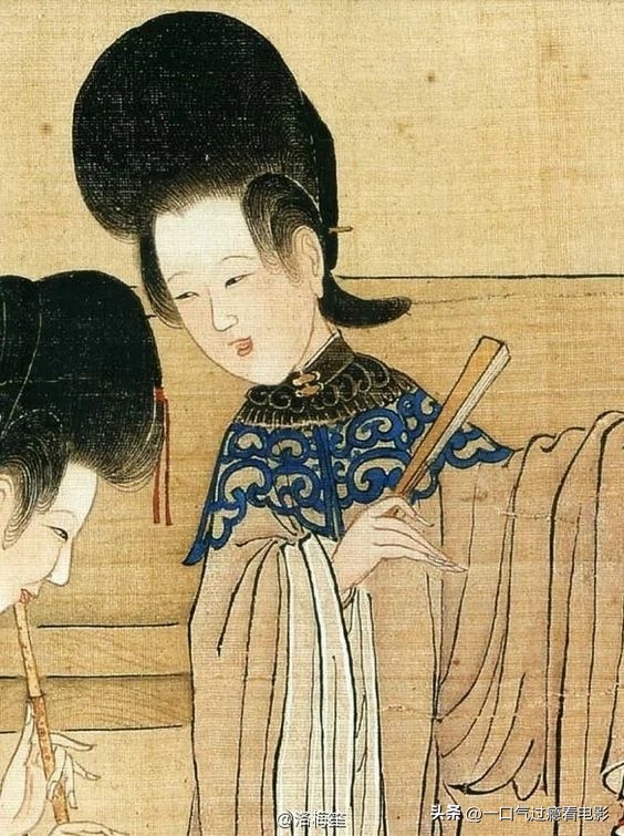 The "cloud shoulder" in Hanfu - iNEWS