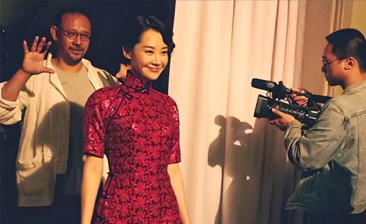 Jiang Wen: In order to marry Zhou Yun, who is 15 years younger, she ...