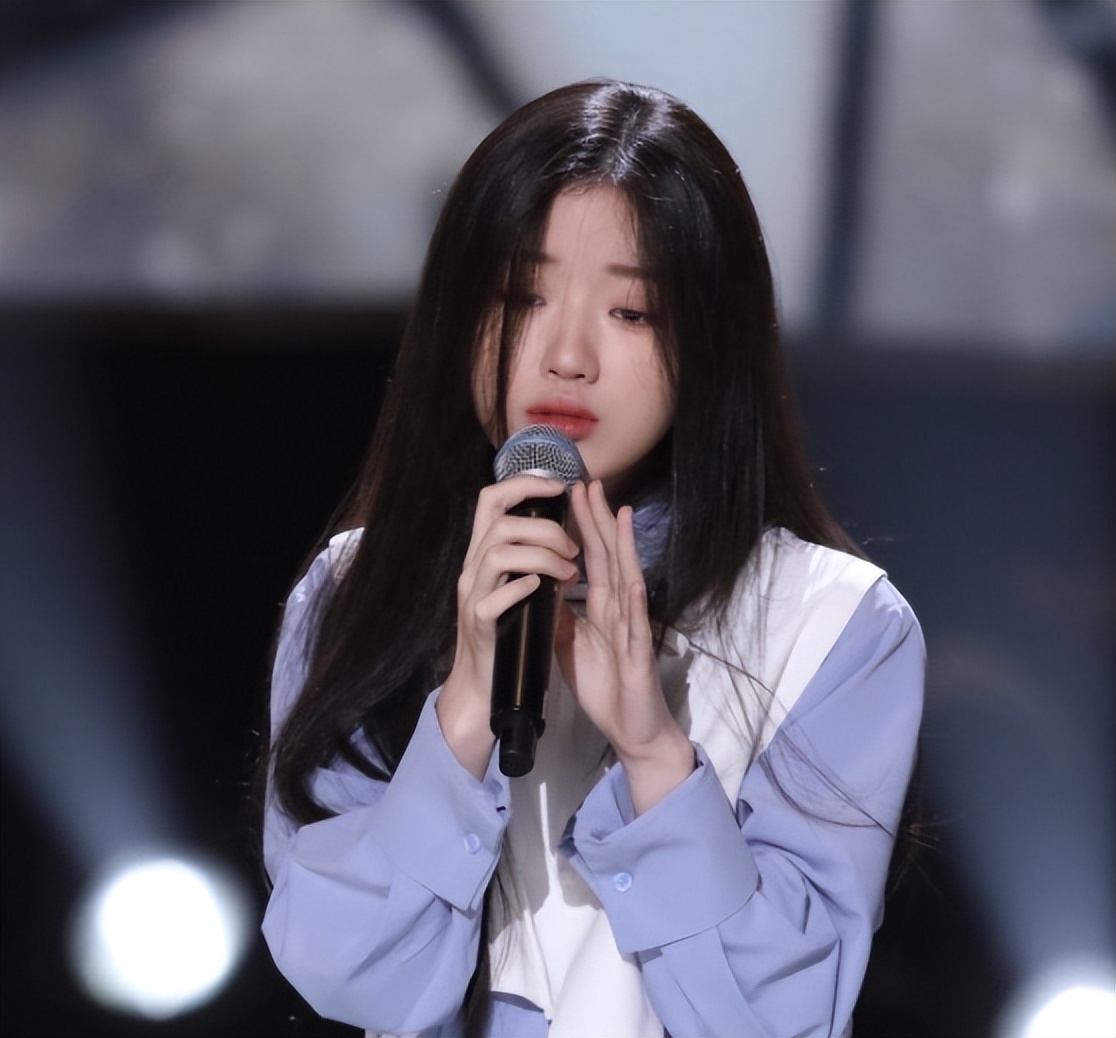 Shan Yichun made her debut with "The Voice of China", but her style is ...