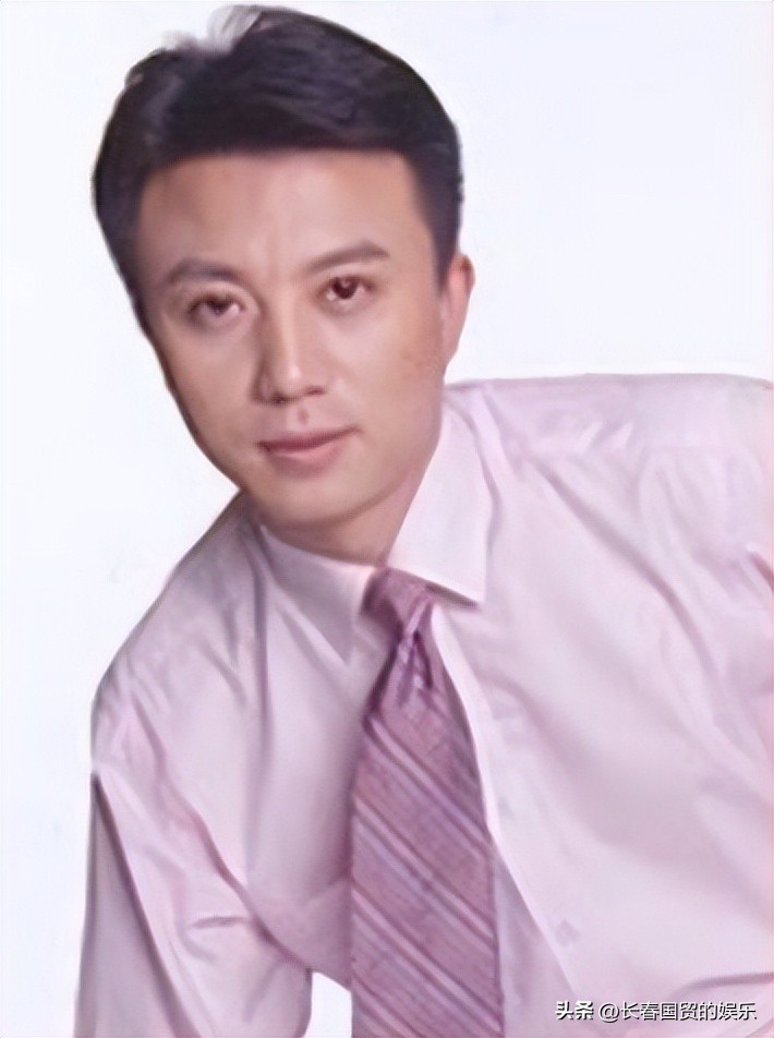 The old photos of Dragon TV's 8 hosts were exposed, how many can you ...