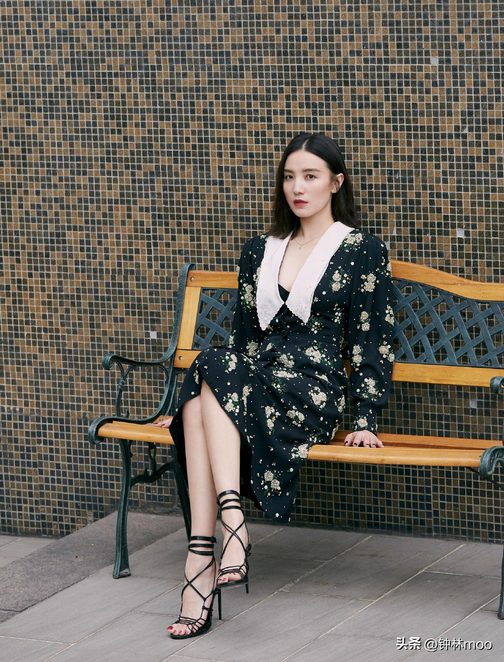 Once she became famous, became the top three, and lived with a five ...