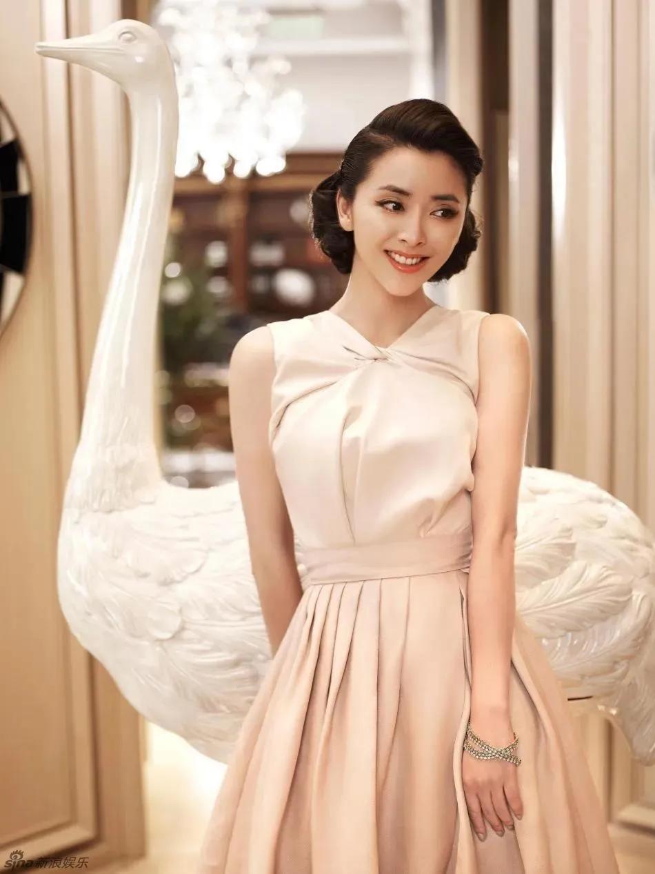 Huang Xiaolei's beautiful pictures - iNEWS