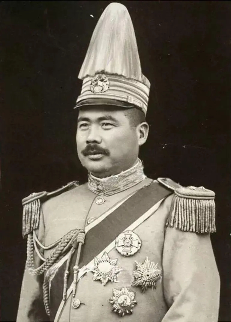 Wu Huawen: He led an uprising during the Battle of Jinan and was the ...