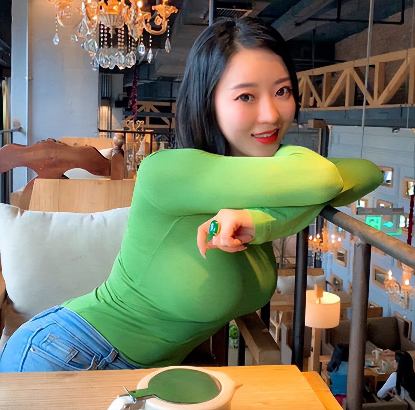 Jiang Pingting is the "beauty in the world", the moment she puts on the ...