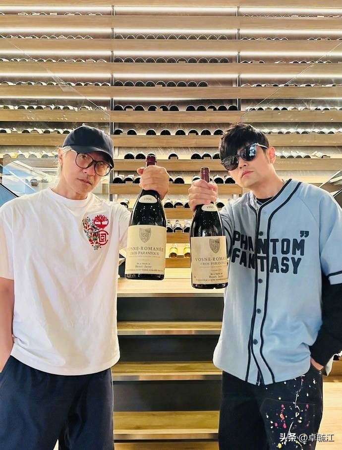 The cool photos of the two superstars in the same frame are coming ...