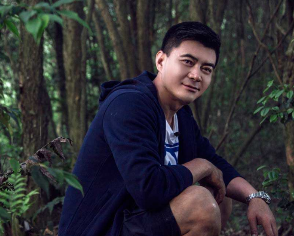 Wang Xinjun: In order to marry Qin Hailu, he abandoned his ex-wife, and his ex-wife became ...