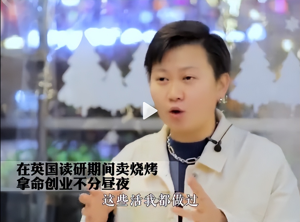 The female singer said that she made a million dollars a year by ...