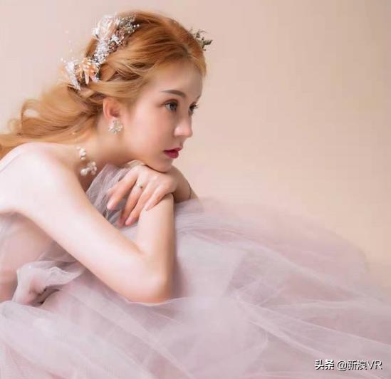 Momo Tiantian challenges the difficult song and interprets "I love you ...