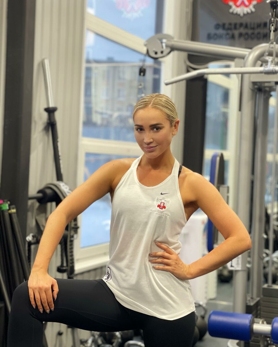 10 famous beauties who inspired their fans to get into sports - iMedia