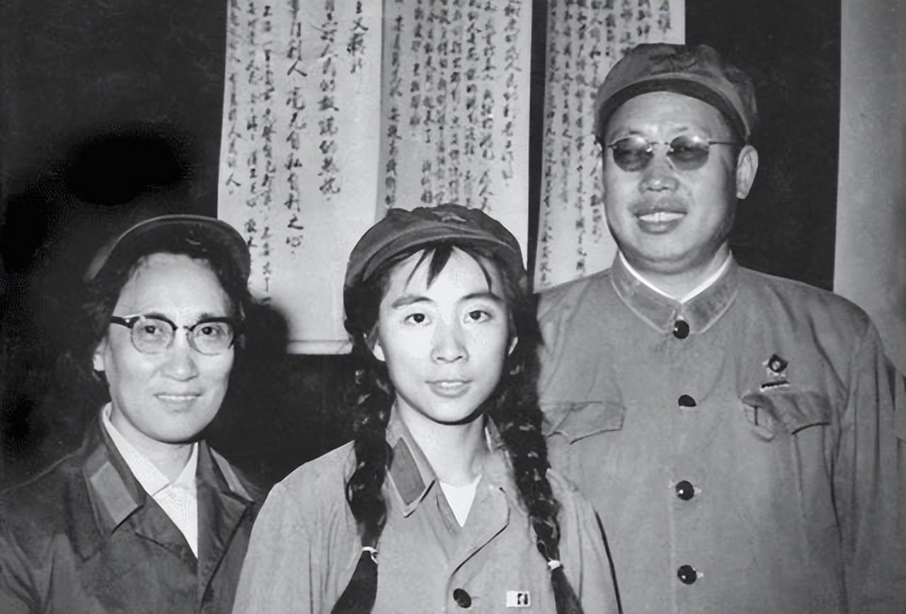 Zhang Qinglin: Lin Biao's son-in-law, he was consistent with Lin Doudou ...