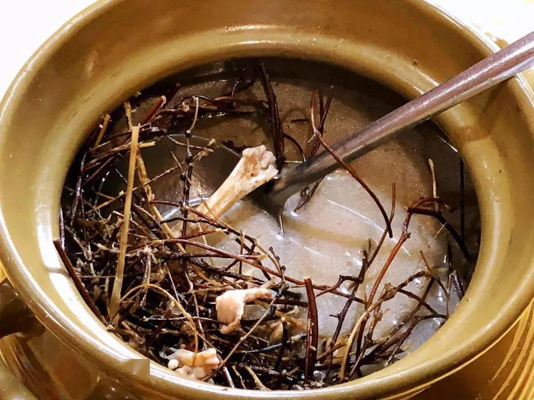 Pork Bone with Chicken Bone Grass - iNEWS